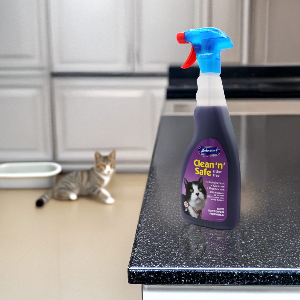 C020 Clean ‘n’ Safe Litter Tray - Pack Of 6 | Johnsons Veterinary Products